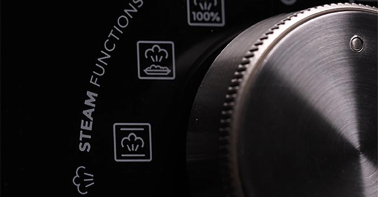 Teka lanza EasySteam: la nueva gama de hornos que combina calor seco y ...